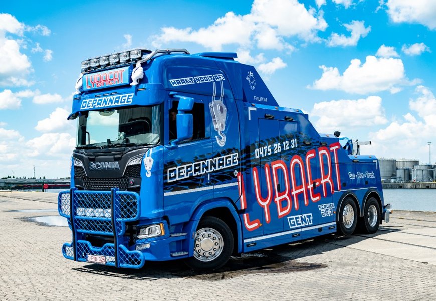 Une jolie dépanneuse Scania S650 6x2*4 - FranceRoutes