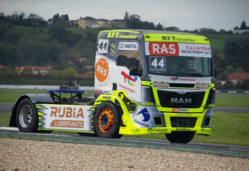 Championnat de France Camions : le nouveau camion de course du Lion ...